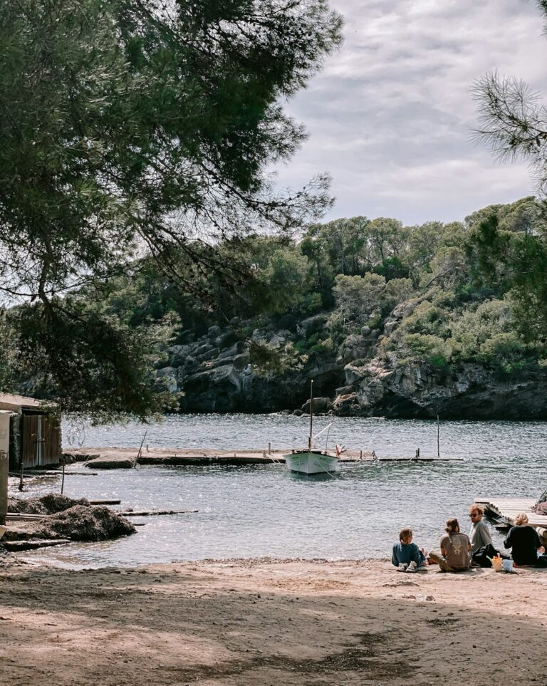 El Bigotes: A Must-Visit Culinary Haven in Ibiza - Otium